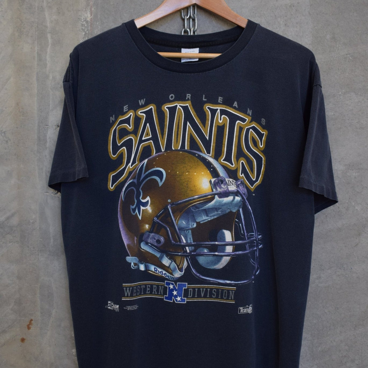 Salem x NFL New Orleans Saints Tee — 1992 (L) – Retrospective Store
